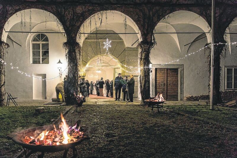 Weihnachten auf Schloss Aschach - Kerstmarkt in Aschach, Bayern